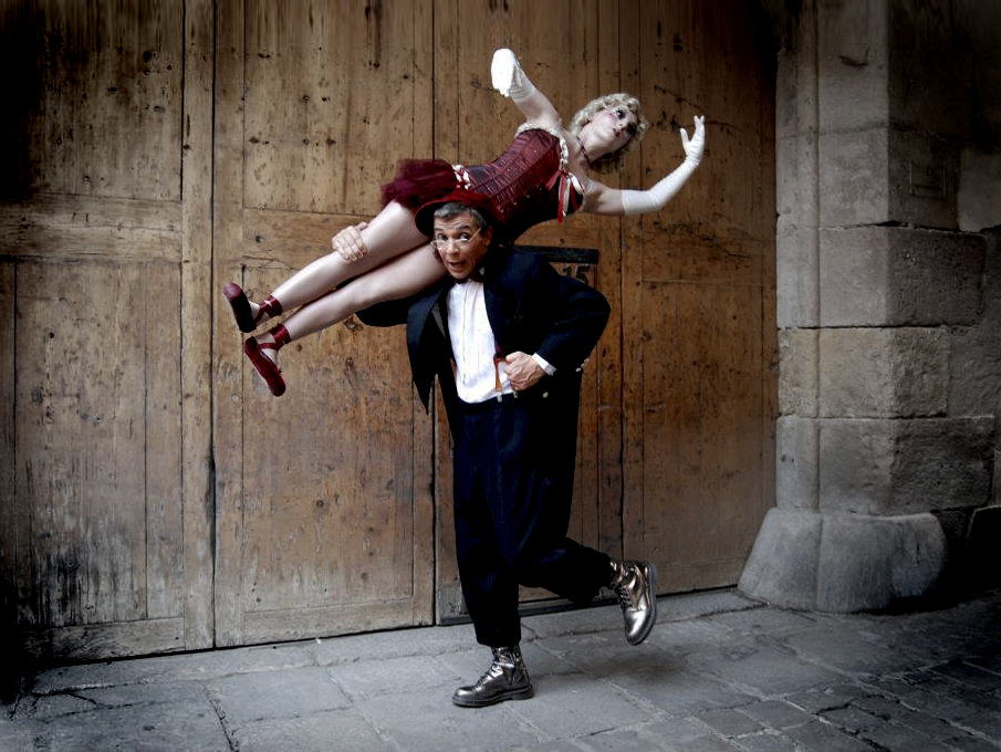 Circle of Two – De Gevleugelde Stad Ieper – City of Wings Ypres